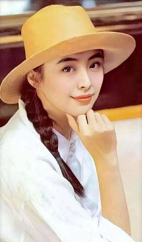 The female Hong Kong stars of time: Vivian Chow, Cecilia Cheung, Lin ...