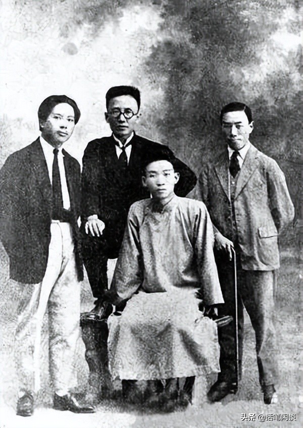 Yu Dafu's marriage change process: During his wife's pregnancy, he fell ...