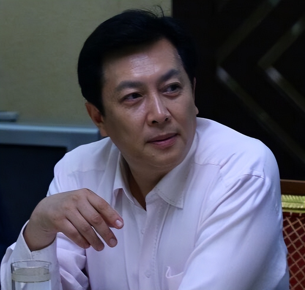 This time, the price of "abandoning the original partner" was vividly ...