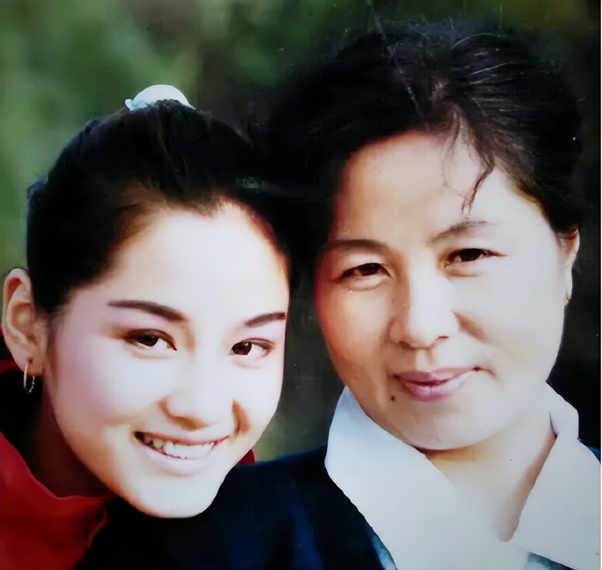 "No. 1 Supermodel" Qu Ying: 30 years in the entertainment circle, dare ...