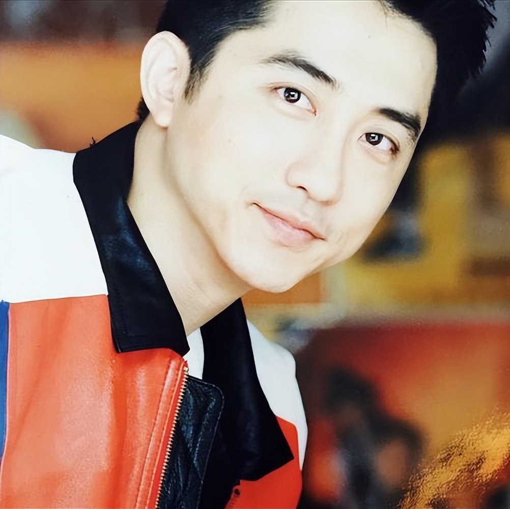 Giving up the wealthy Kuo Tai and marrying Xiao Xianrou, who is 10 ...