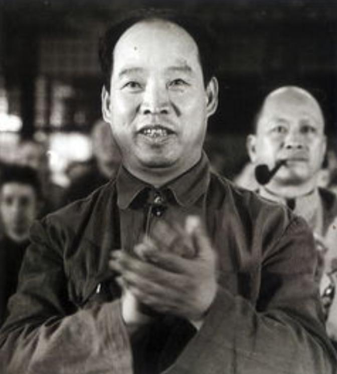 In 1951, when the murderer who killed Li Dazhao was paralyzed at home ...