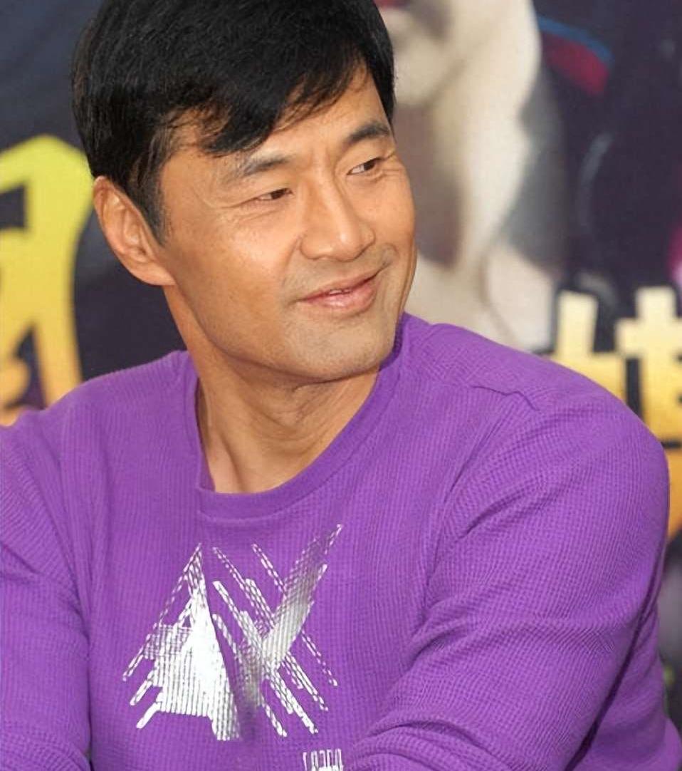 Actor Yu Rongguang: After 35 years of marriage and no scandals, why does his 63-year-old wife ...