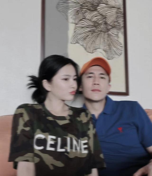Wang Canshao and Du Chun took a sweet photo, and lived like a lady in a ...