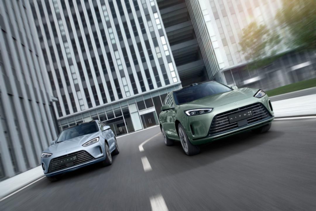 What are the advantages of HUAWEI ADS 2.0 advanced intelligent driving ...