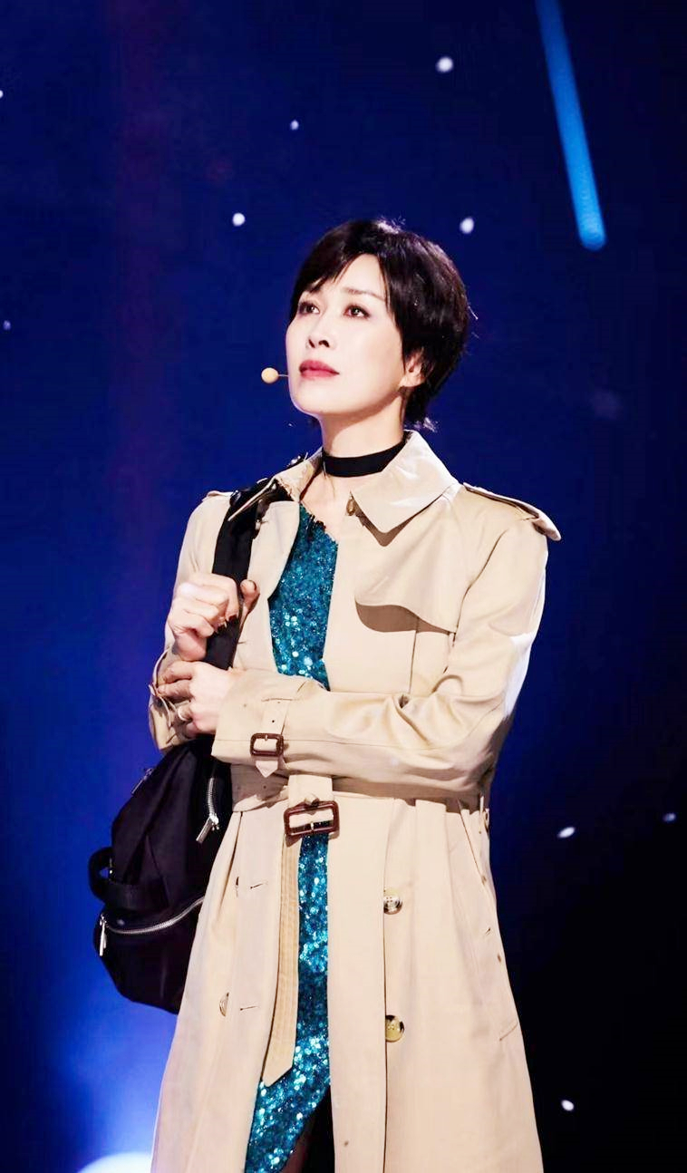 King Andy Lau joins "The Voice of China", Na Ying quits, and Liang ...