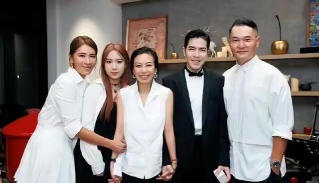 Xiao Jingteng's fiancée Lin Youhui's pregnancy photos were exposed ...
