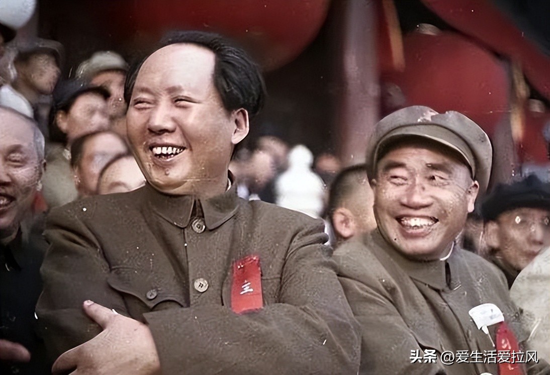 After learning the news of Zhu De's death, Mao Zedong muttered to ...