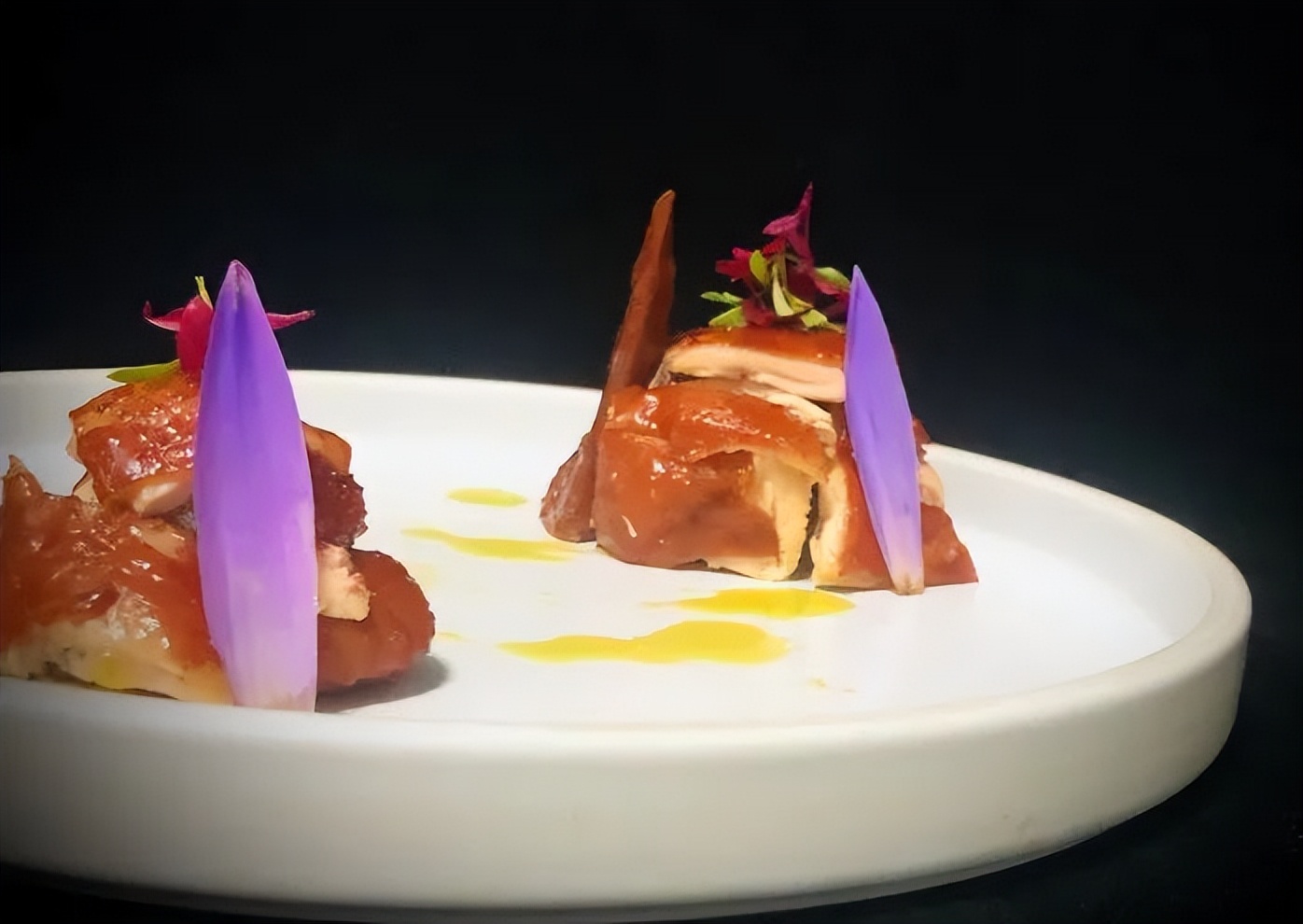 A few popular dishes in restaurants - iNEWS