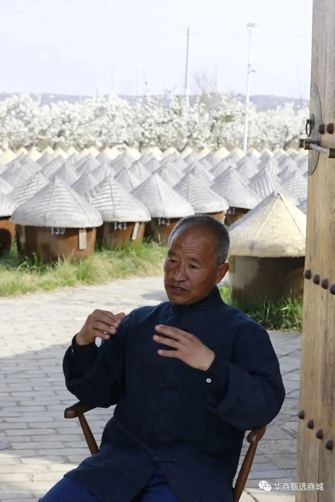 "Gift of Time" Li Jianping and his jar of ancient soy sauce - iNEWS