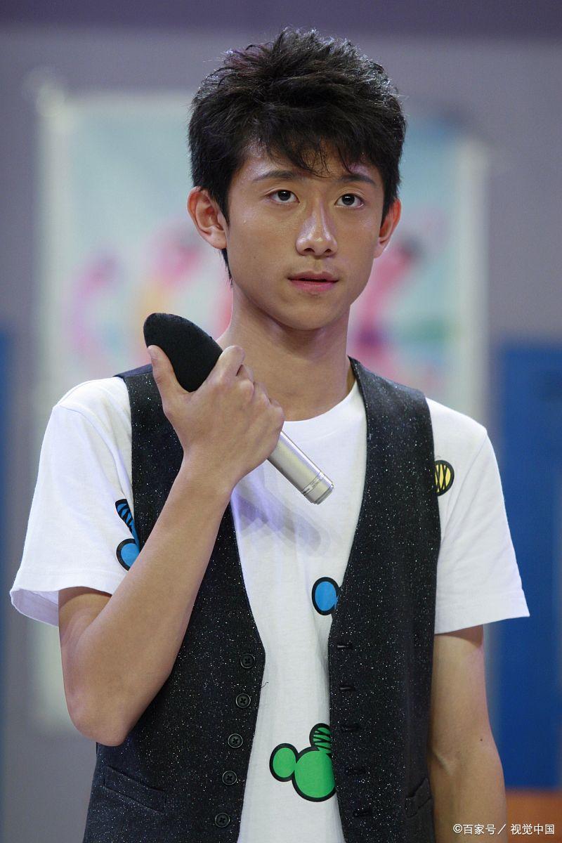 Knowing Zhang Yishan again, the story behind the black material ...