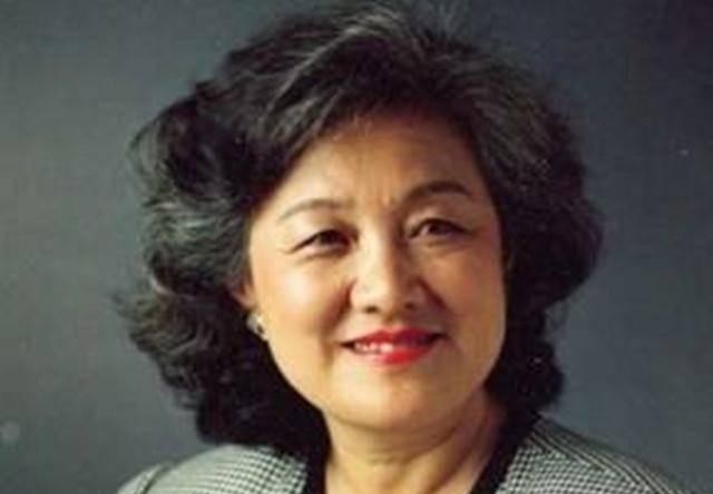 Zhang Hanzhi was a widow of Qiao Guanhua for 25 years and wrote four ...