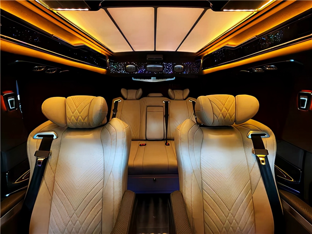 Mercedes-Benz Vito modification has attracted much attention!High-top ...