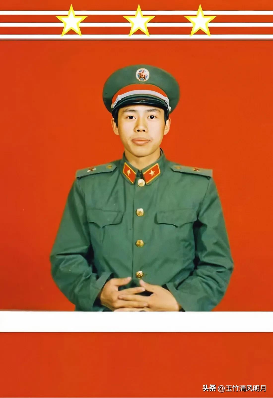 Military Review 11 - Refused to be the squad leader - iNEWS