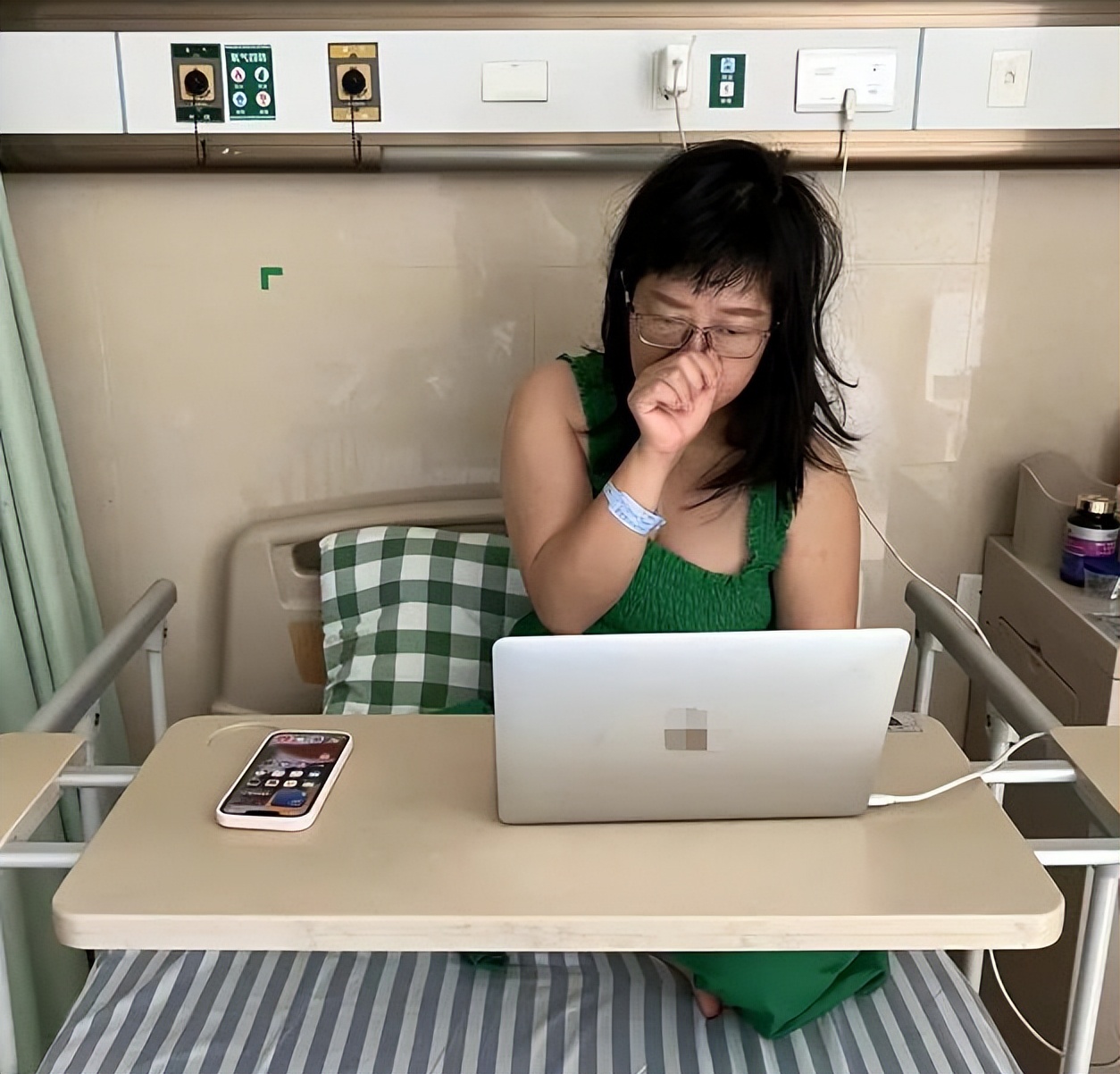 Yu Xiuhua posted a post late at night, thinking that this was ...