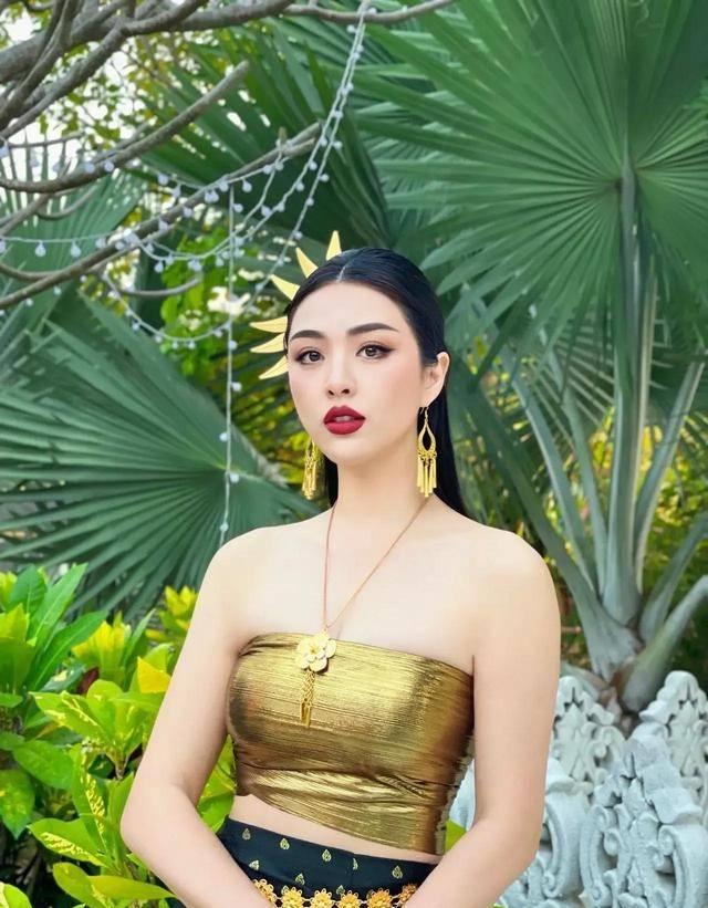 Miss World Yu Weiwei: The sexy magic of the 35-year-old glamor model ...