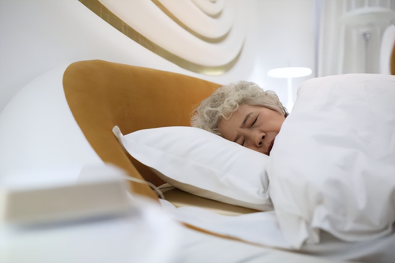 A patient who stayed up late with a high intensity cured years of ...