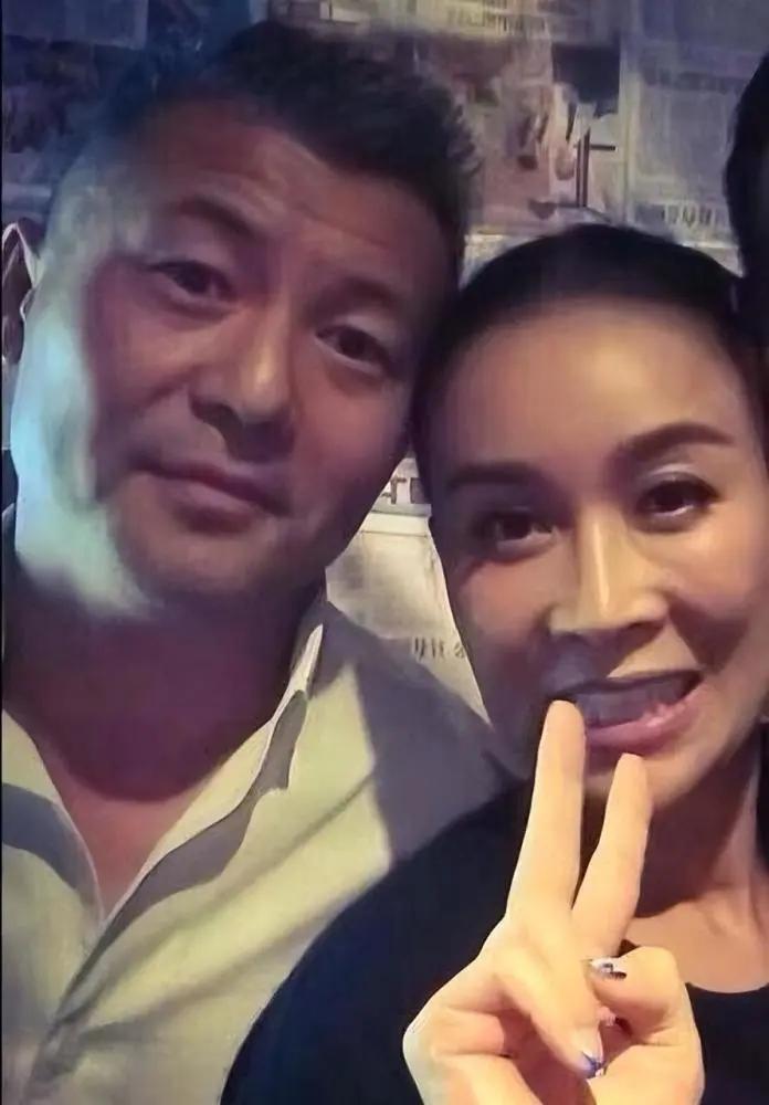 The intimate photo of singer Na Ying and her husband Meng Tong is ...