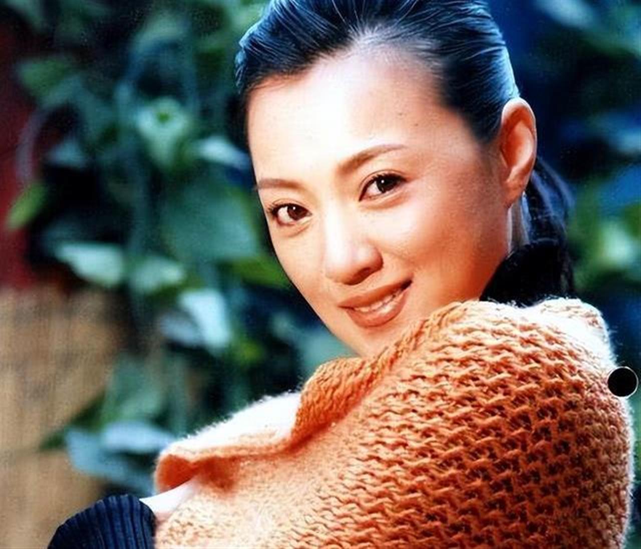 On that night of the Spring Festival Gala, Jin Yuting became the "Queen of Sketch", but was ...