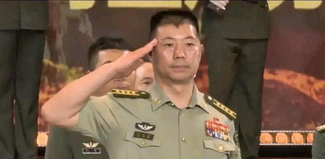 Qi Fabao was promoted to deputy commander and appeared for the first ...
