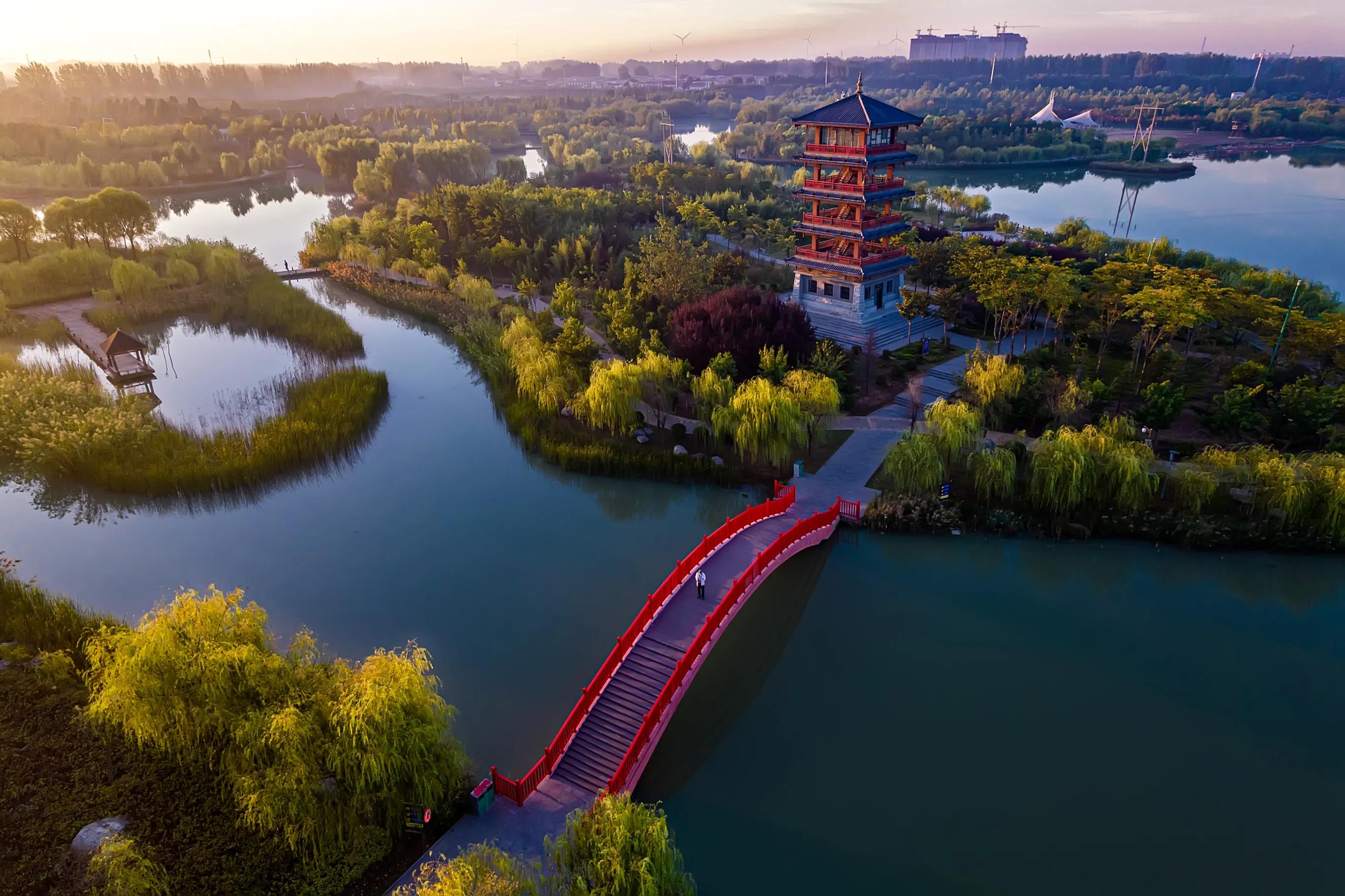 Ode to a Thousand Mu Lake in Linying - iNEWS