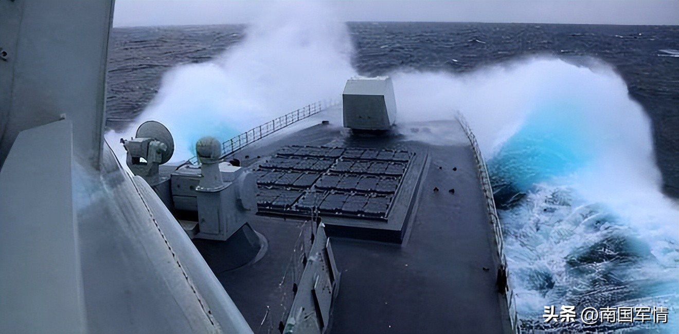 The People's Liberation Army continued to cruise around Japan, and the ...