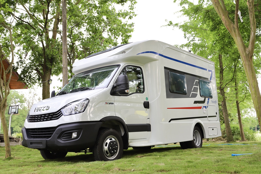 look! Flying Caravan's home in Chengdu - iMedia