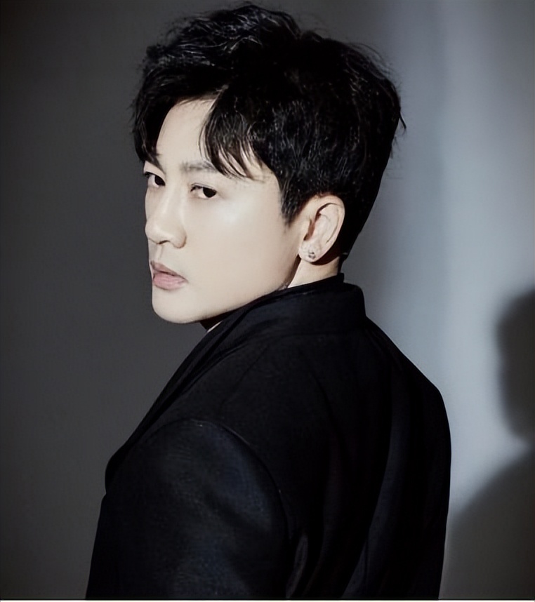 Su Youpeng: After 33 years of debut, he is still popular in the ...