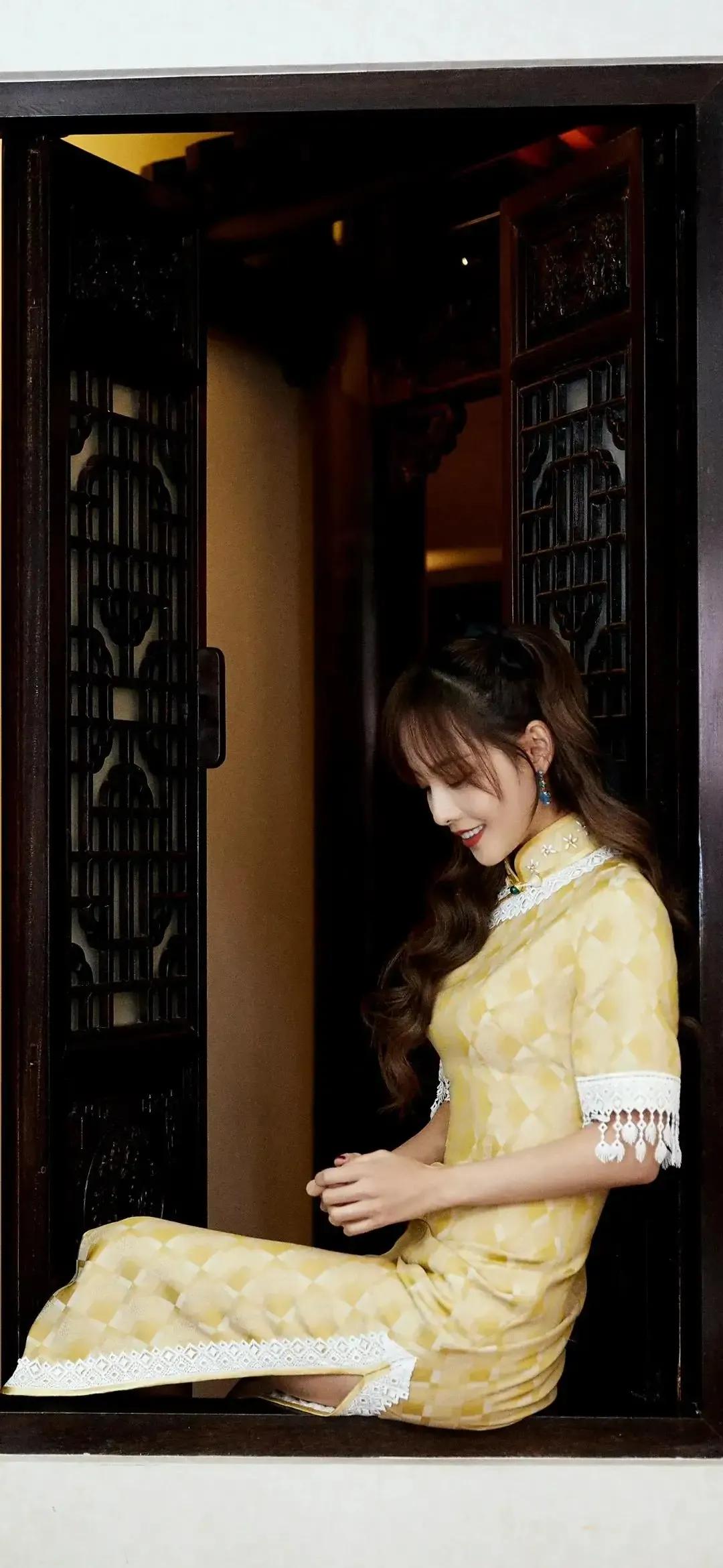 Charming Liu Yan and Zhang Jiani - iMedia