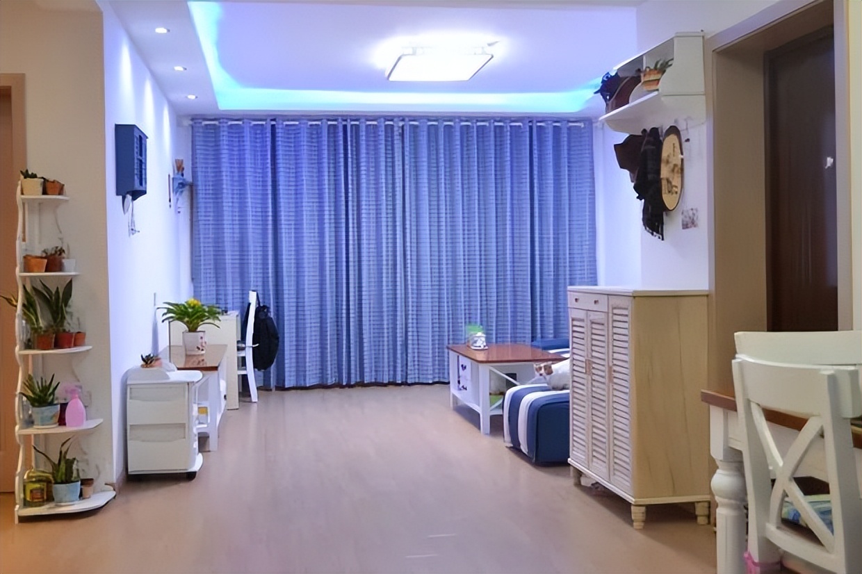 The new house that cost 120,000 in the sun is very beautiful!As soon as ...