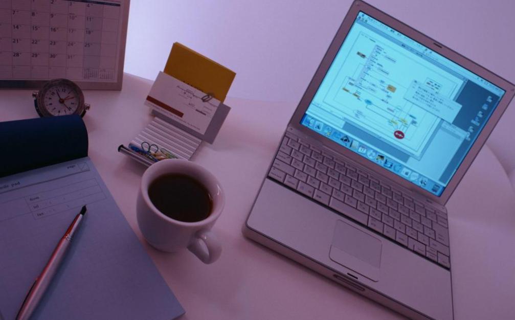 What is the reason why the computer cannot be turned on after reinstalling the system - iNEWS