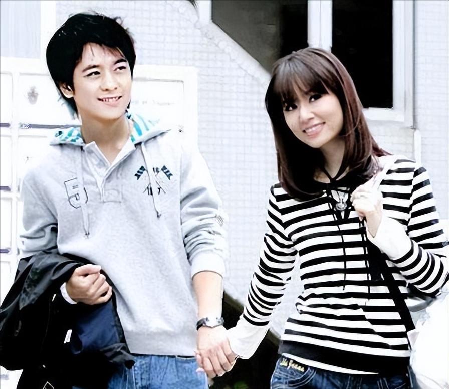 When a celebrity reunites with his ex, some people are embarrassed ...