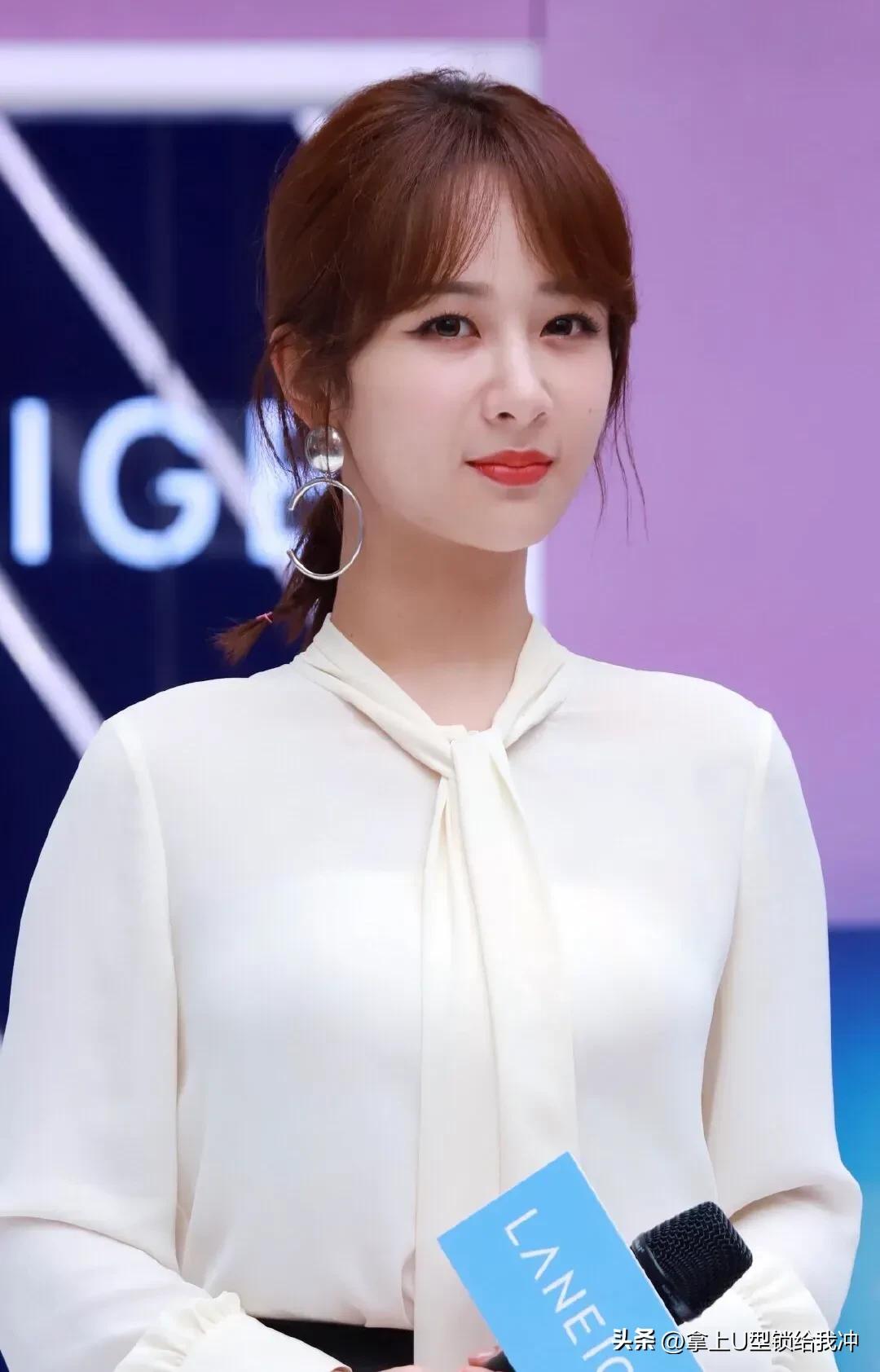 Yang Zi is so beautiful - iNEWS