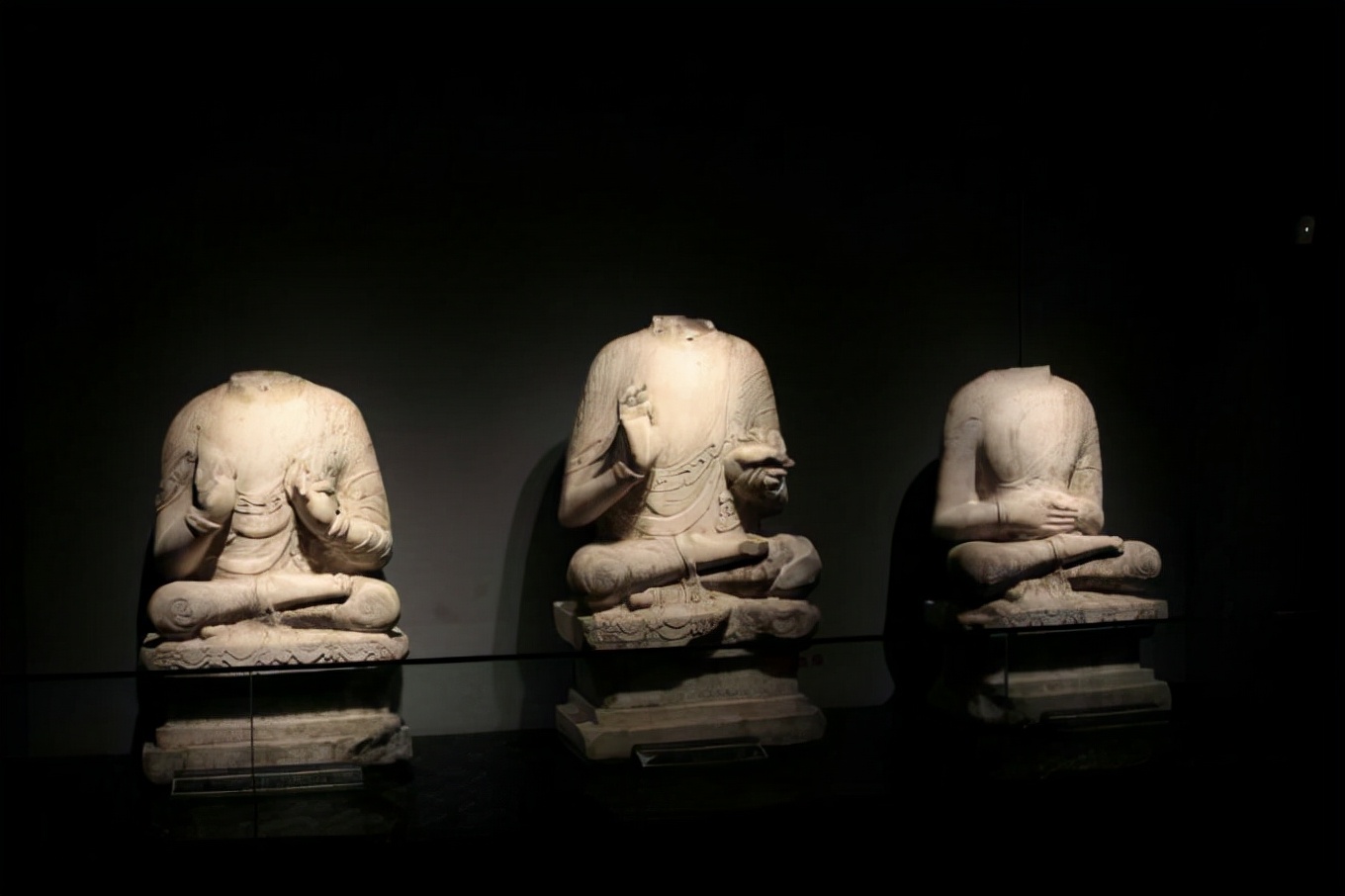 Taiwanese Master Hsing Yun returned the thousand-year-old Buddha head ...