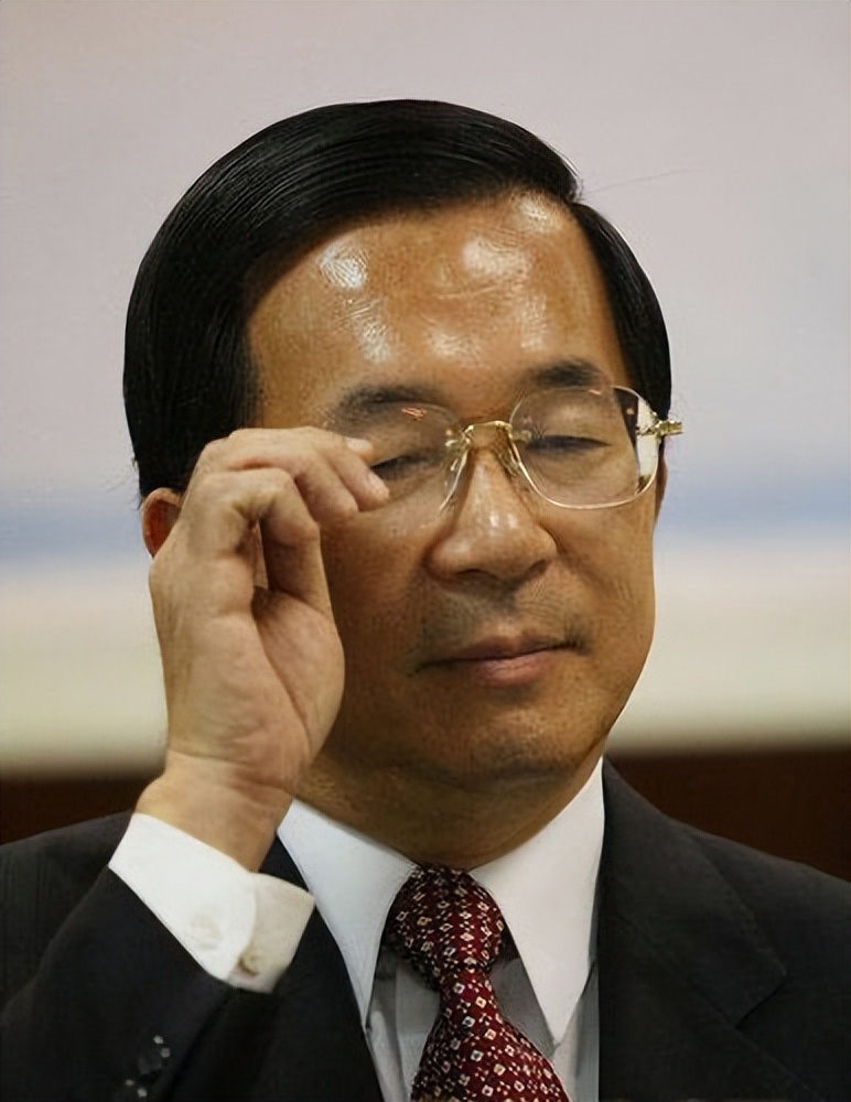 In 2003, Chen Shui-bian showed off his cleverness in his speech, but ...