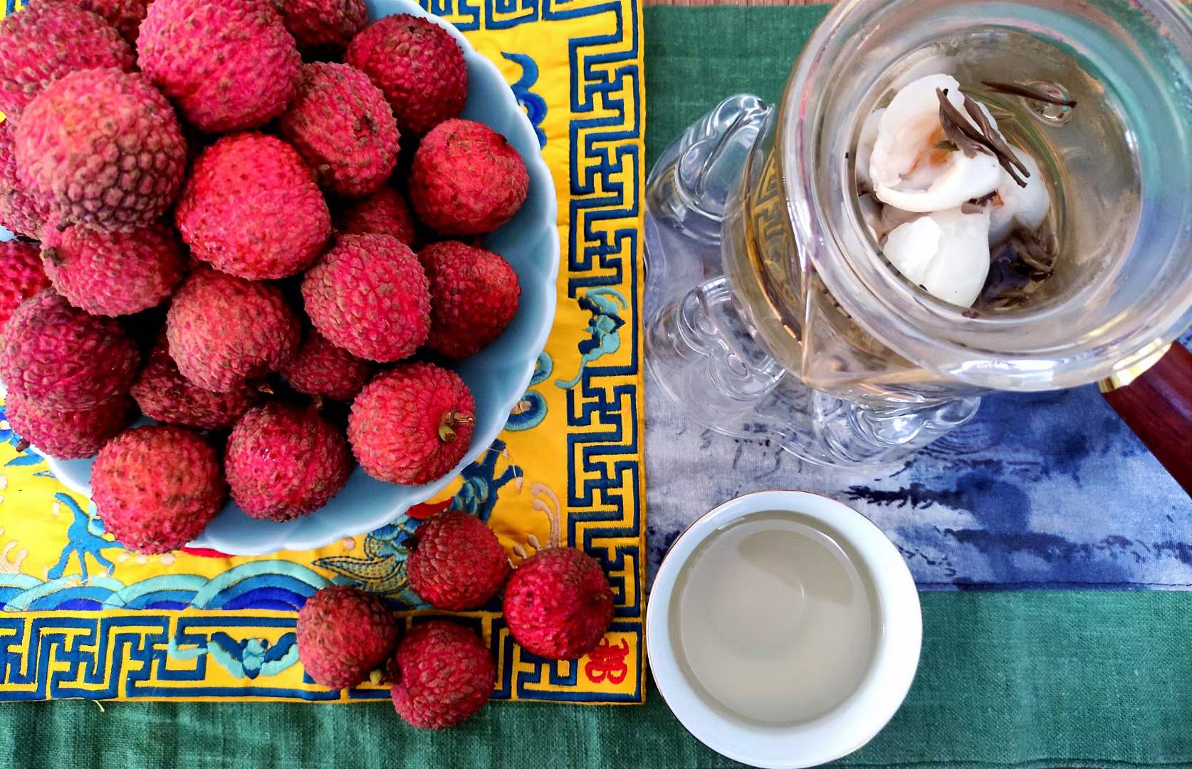 Li Yu's original poem: [Qing Qi Xia Hong Concubine Laughs] - iNEWS