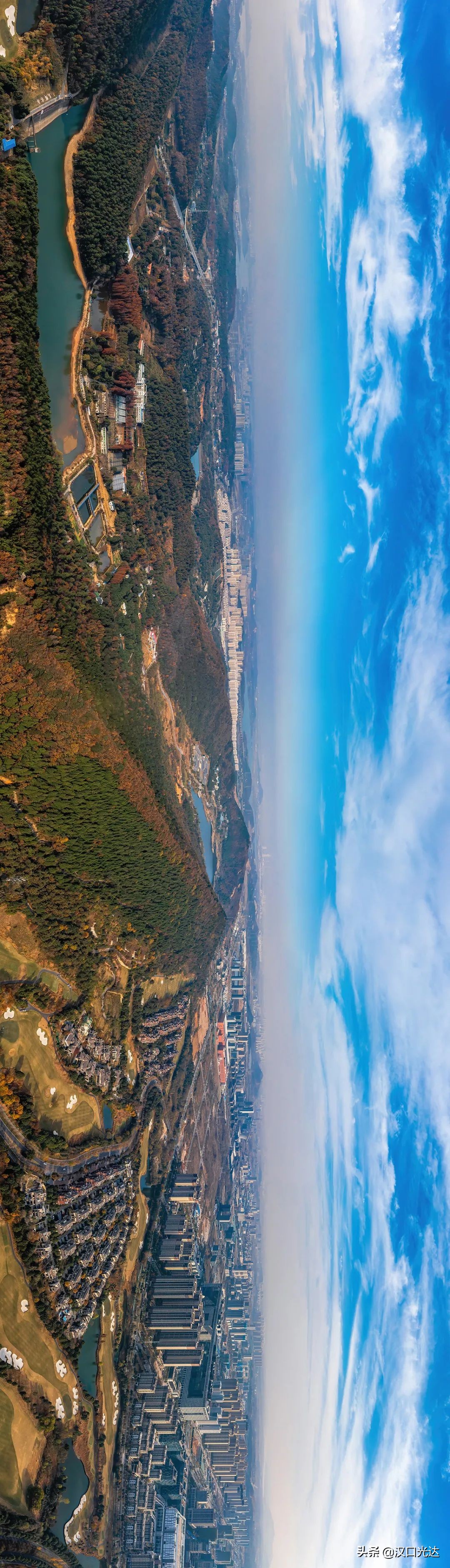 Wuhan: Flowers and green mountains and lakes are shining and beautiful ...