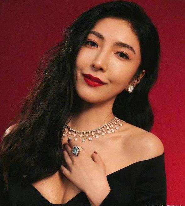 The queen of Taiwanese drama Yang Jinhua has many amazing moments! The ...