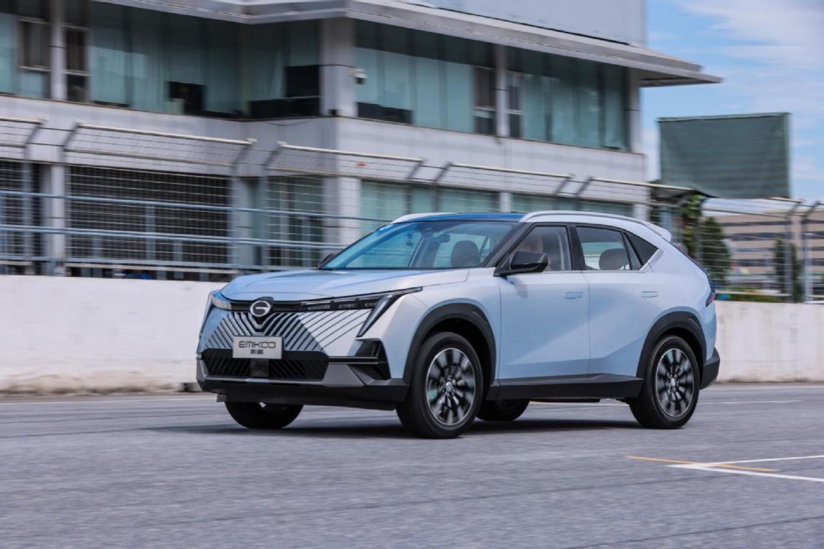 Elk test 78KM/h, starting response ≤ 0.23S, Yingku's driving control ...