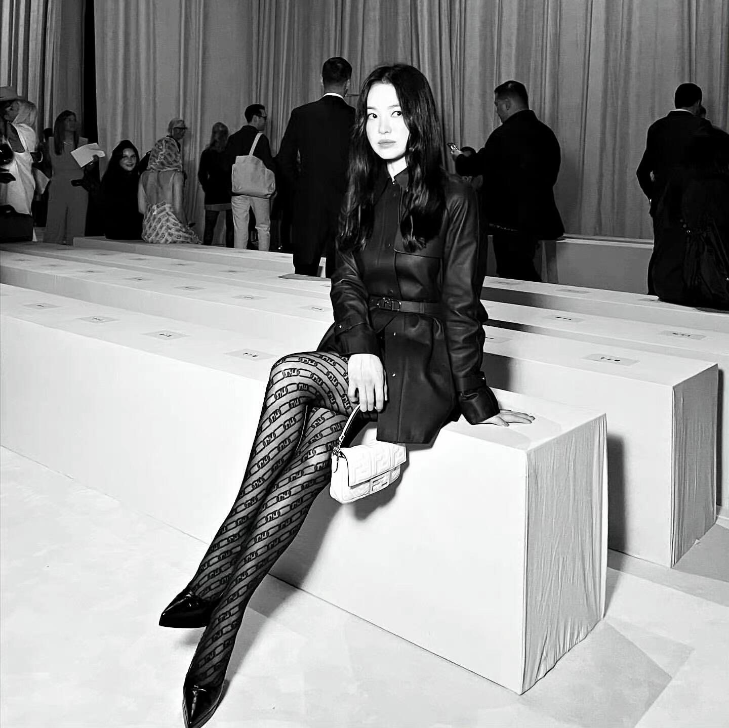 Song Hye Kyo is worthy of being a "stocking control", she is beautiful ...