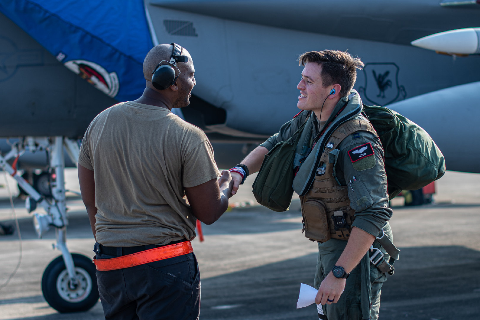 Pilots of 67th Fighter Squadron return after successful flight in F-15C ...