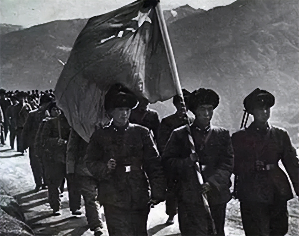 In 1962, when India went to war with China, MacArthur once warned: It ...