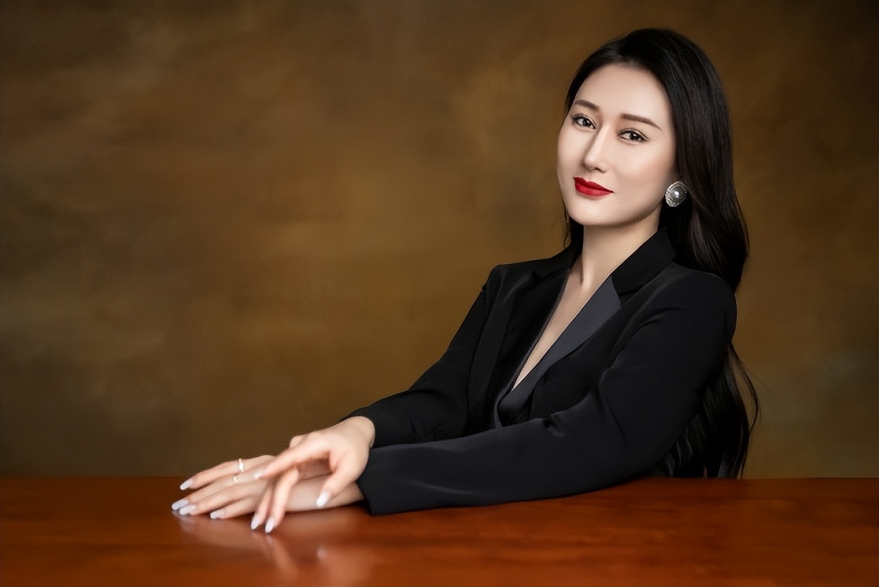 Female Internet celebrity Xiao Hu Jing put a real hammer!After Xiang ...
