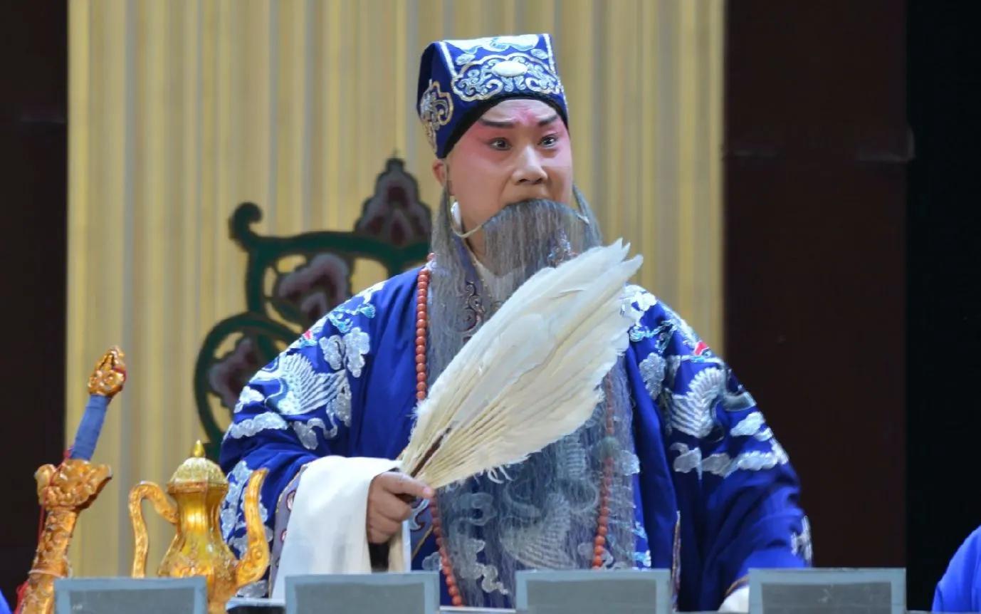 The Beijing Peking Opera Theater has nine top names, and the ones that remain the best today are ...