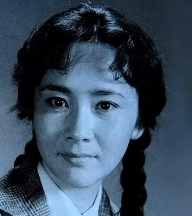 Gu Yongfei hosted the CCTV Spring Festival Gala. When she was popular ...