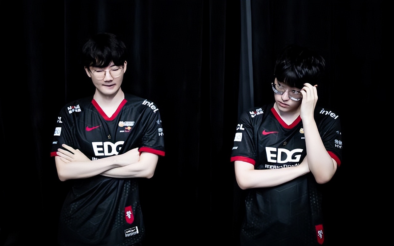 LNG大戰EDG，賽前海報攻擊性十足：小豬提款機 - 頭條匯