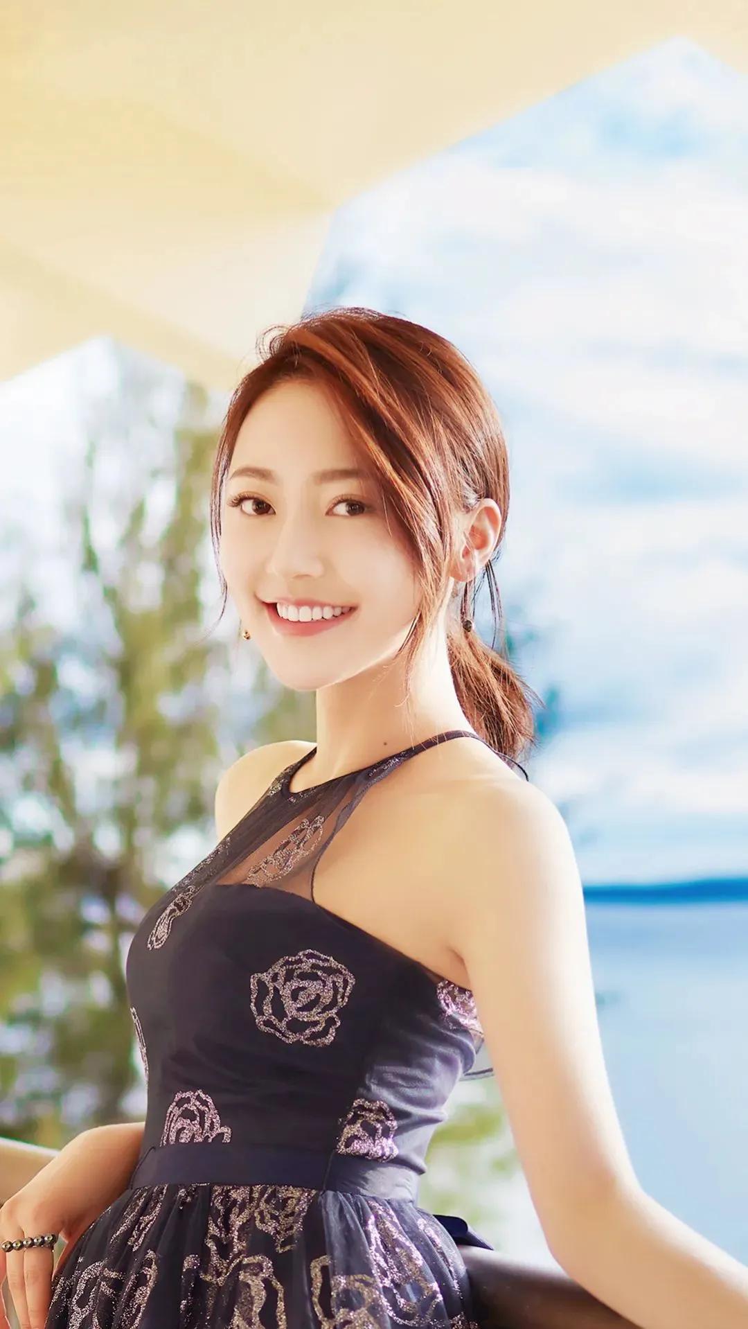 Huang Mengying is beautiful - iNEWS