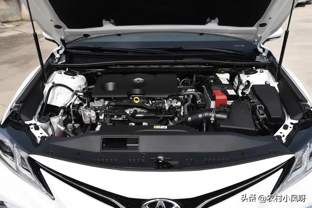 Ye Kaiwei, the most beautiful car model - iNEWS