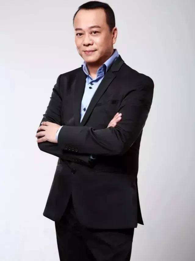 The 61-year-old well-known actor in Hong Kong, China, Ouyang Zhenhua ...