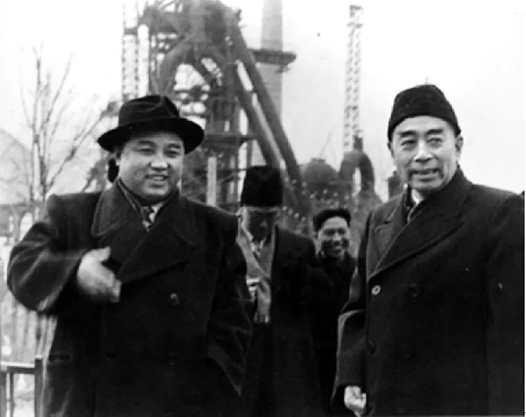 Unforgettable days with Premier Zhou - iNEWS